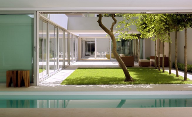 Atriumhaus in München Harlaching - MünchenArchitektur